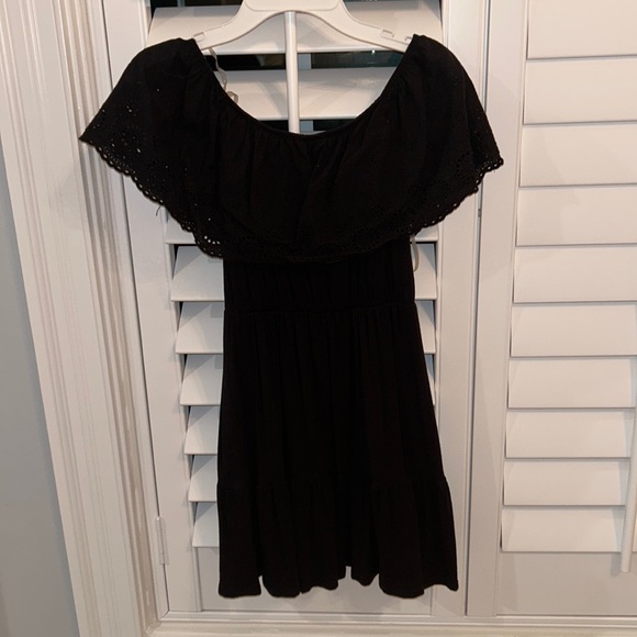 Alya | Dresses | Alya Black Off The Shoulder Dress | Poshmark
